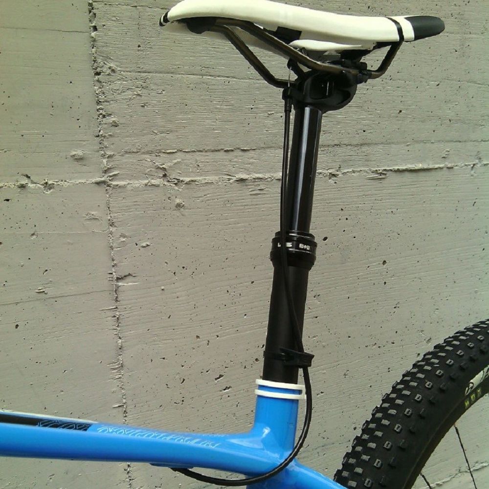 Canote Selim Retrátil Rockhopper Hidráulico 30.9mm